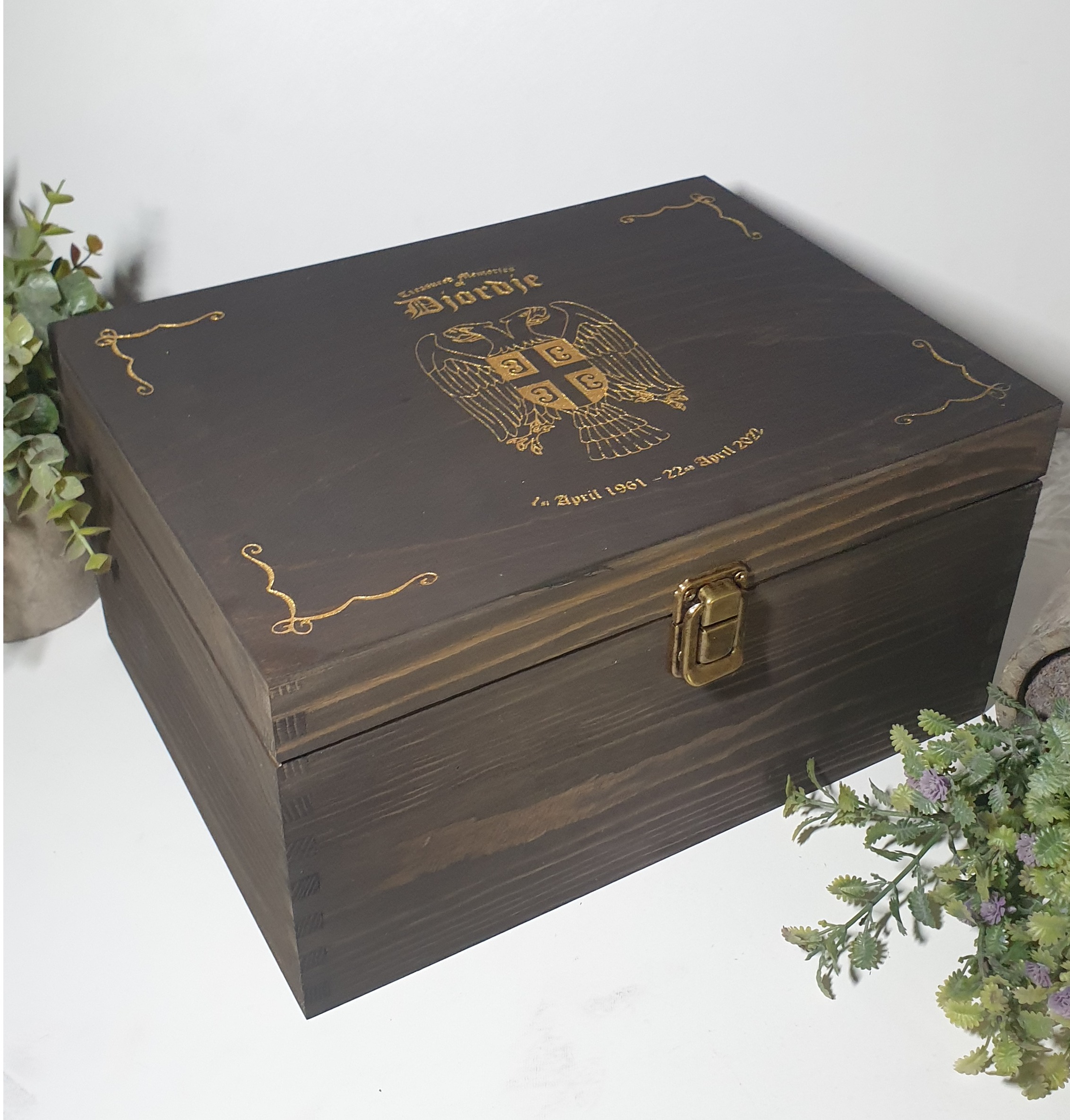 How to create a Keepsake Box for your child's sporting achievements ...